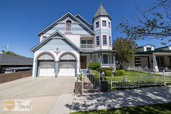 Victorian Manor *Hot Tub *Game Room *Spacious - Prescott, AZ