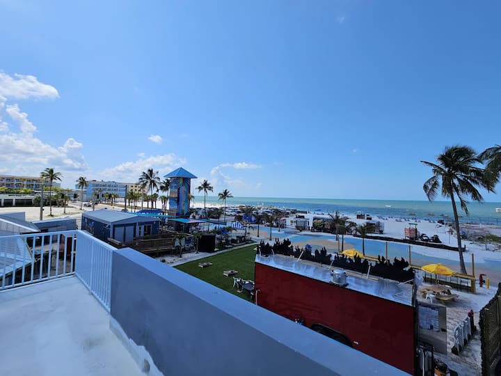 Times Square Hideaway By Fl Vibes - Fort Myers Beach, FL