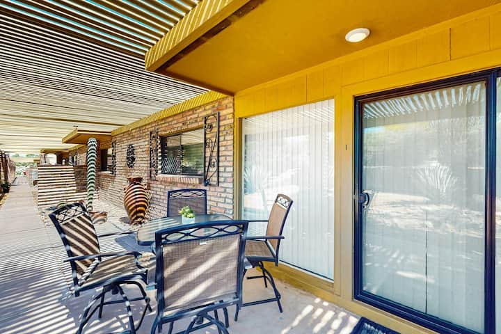 Charming 2br | Patio | Pool | W/d - Carefree, AZ
