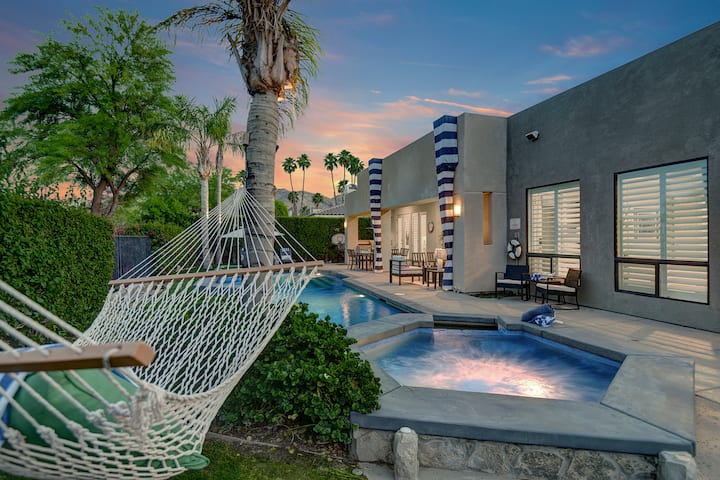 Renovated Luxury Pool Home On Golf Course - Palm Springs, CA