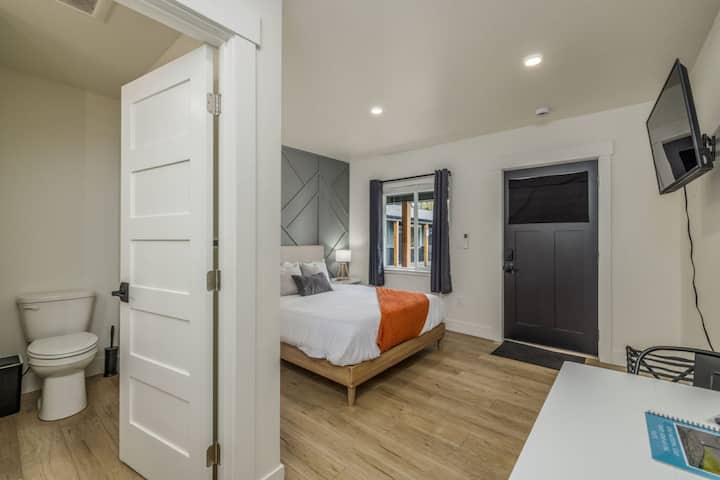 Studio #5 In Cda – 5 Min To The Resort & Lake - Coeur d'Alene, ID