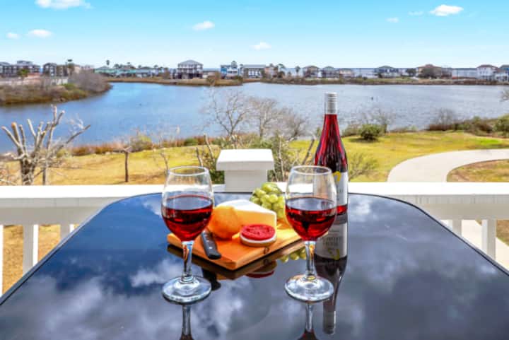 Welcome To Bayfront Bliss! - Seabrook, TX