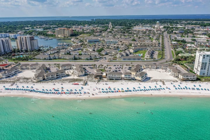 Sandpiper Cove Unit 2063 | Private Beach Destin Fl - Destin, FL
