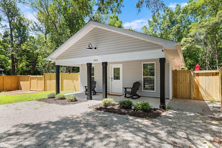 Bungalow At The Bay 3 Bedroom Vacation Home - Georgetown, SC