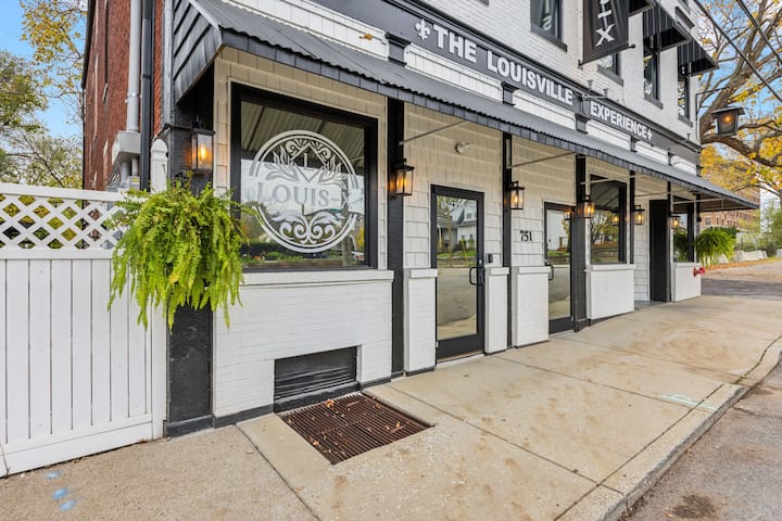 Book An Entire Hotel & Event Space | 8 Suites - Kentucky