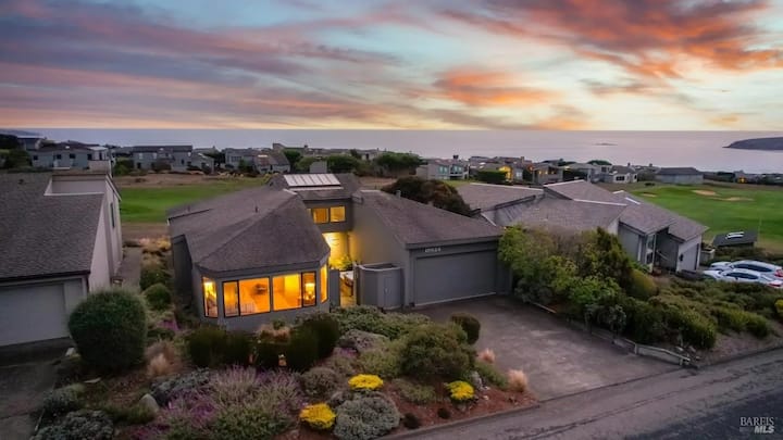 Pacific Flyaway Ocean View, Fireplace, Golf Course - Bodega Bay, CA