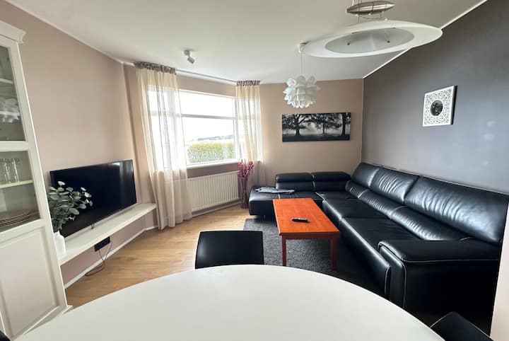 Apartment In Huldubraut In Kópavogur - Reykjavík