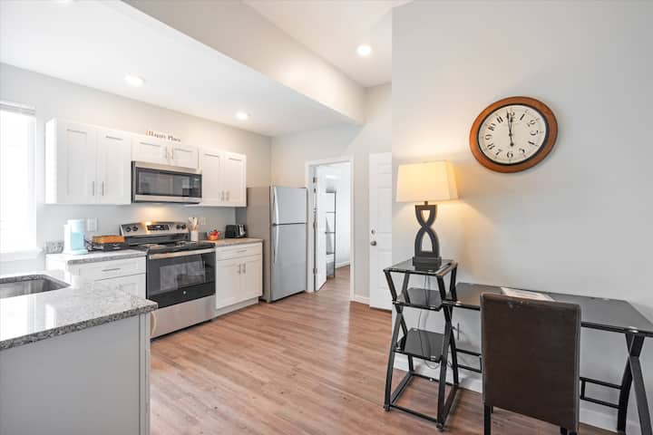 Family Beach Getaway| Sleeps 5 - Hampton, NH