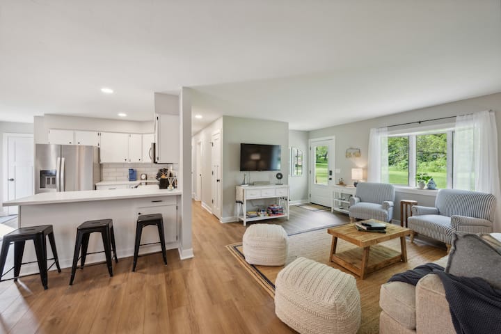 Green Lake Gem – 5-min Walk To Beach & Downtown! - Green Lake, WI