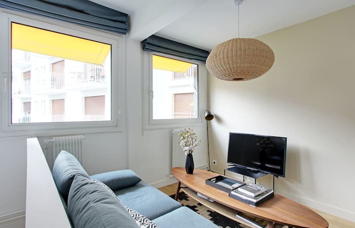 A Bright Studio Loft Near The Eiffel Tower 1 - Paris 16e Arrondissement