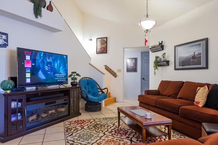 Cozy Townhouse, Community Pool, Near Asu West - Phoenix, AZ