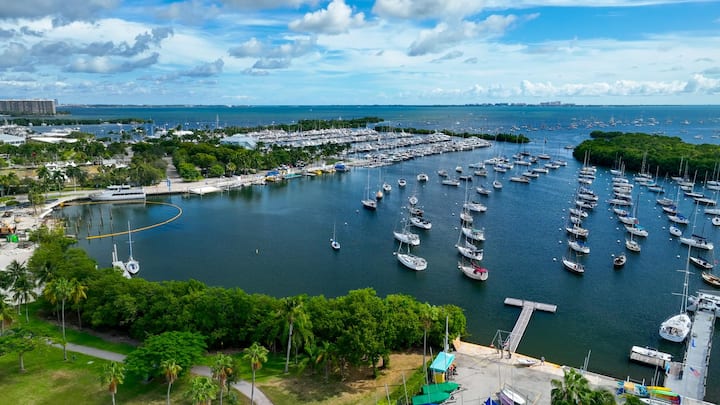 2br Coconut Grove Condo: Balcony & King Bed Master - Coral Gables, FL