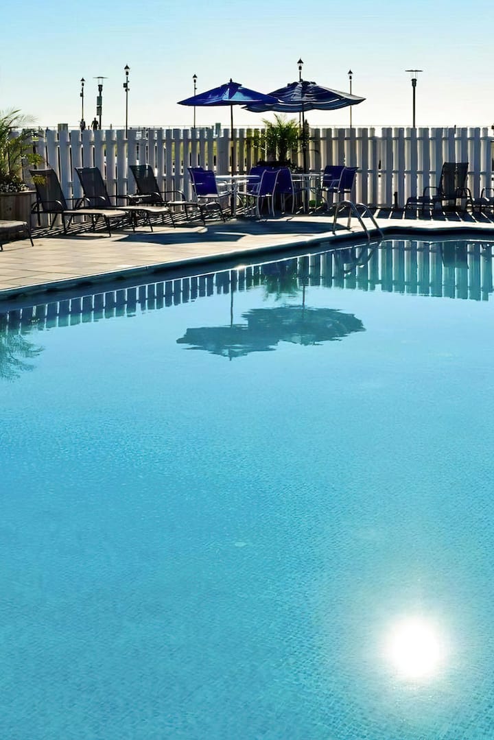 Seasonal Pool & Cabana Club - Resort Studio Suite - Bradley Beach, NJ