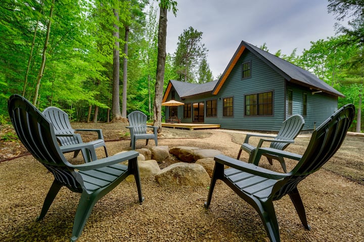 Secluded Wilmington Cabin: Fire Pit & Grill - Wilmington, NY