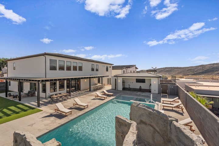 Pecan Valley Oasis - Lux Pool, Sauna And Theater - Hurricane, UT