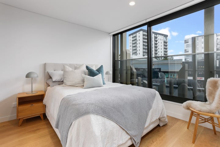 Spacious One Bedroom Apartment - Auckland