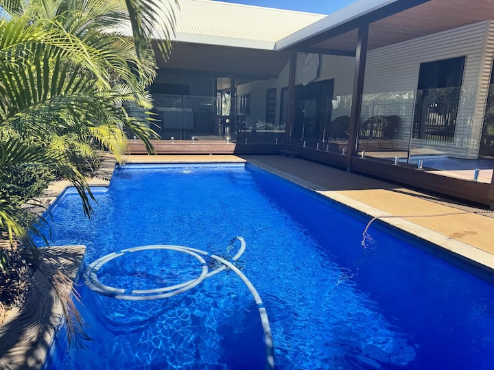 In The Heart Of Cable Beach Zone - Broome