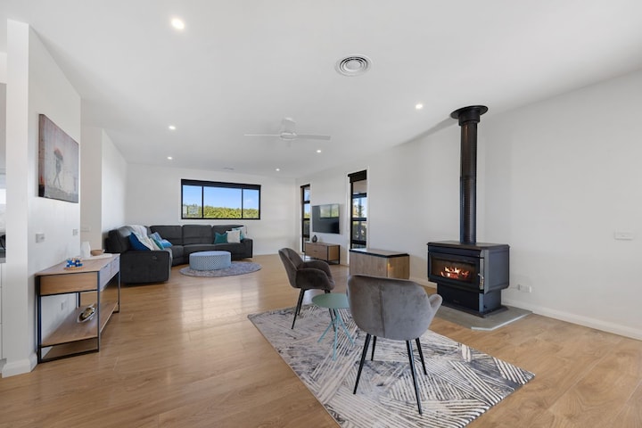 Opal - Mansfield - Sleeps 7 - Mansfield