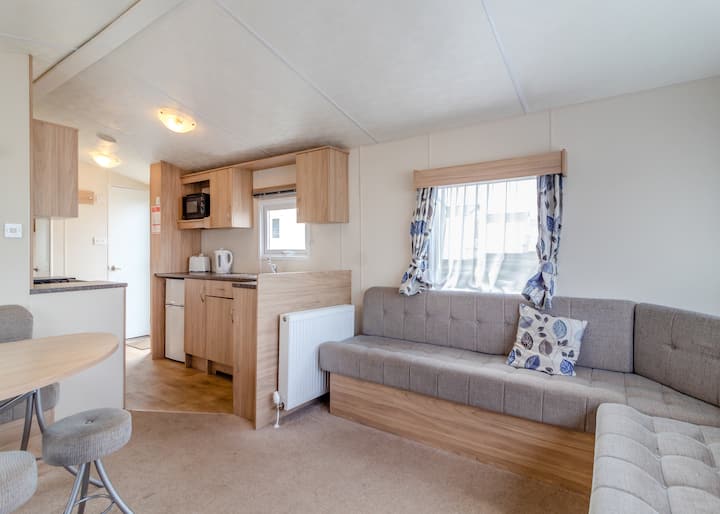 Castaways Oyster 6 (Pet) - Mundesley