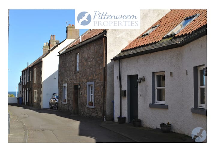 2a Rose St- Cosy Coastal Cottage Fife - St Monans