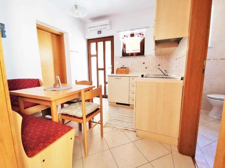 Two Bedroom Sea View Apartment Tiny Shell House - Portorož