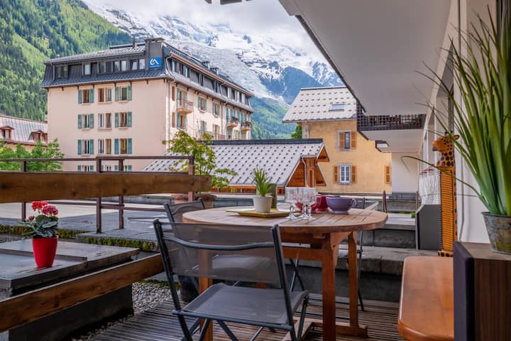 En Plein Centre De Chamonix Avec Vue Mont-blanc - Chamonix-Mont-Blanc