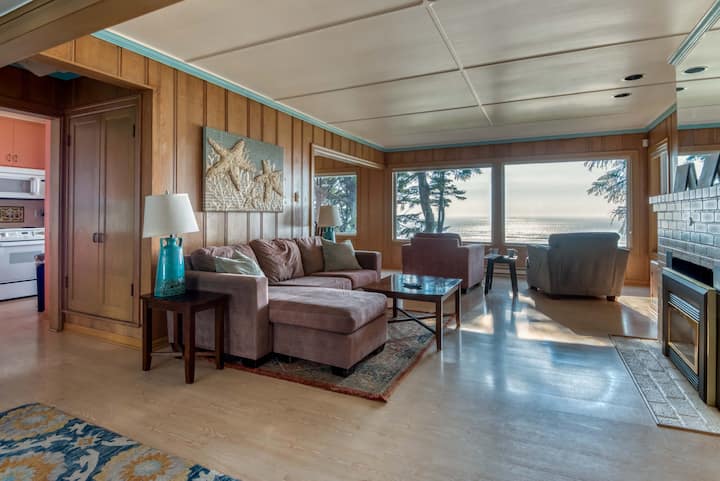 Oceanfront-hot Tub-patio-beach Access-agate Beach - Newport, OR