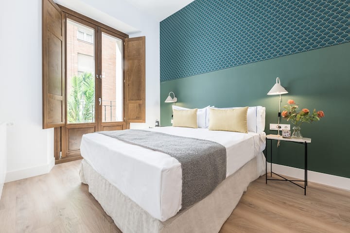 Homeclub | 2 Exterior Br With Balconies, Madrid - Madrid