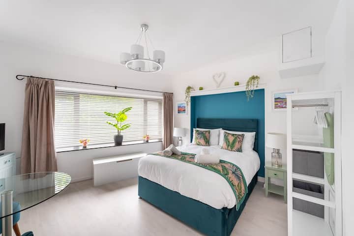 2 The Stables, 1 Bed, Central Bowness, Near Lake - Bowness-on-Windermere