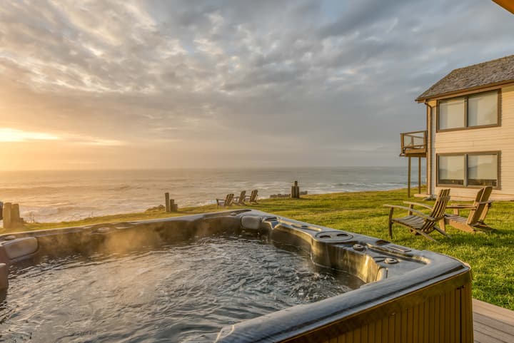 Oceanfront-hot Tub-dogs Ok-pelican's Landing - Depoe Bay, OR