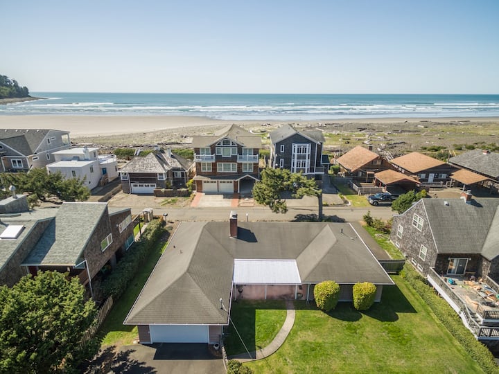 Deck-yard-blocks To Beach And Town-surfers Cove - Seaside