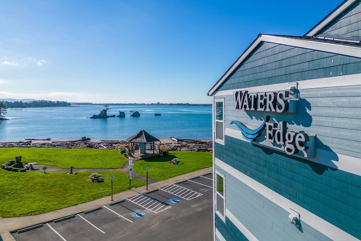 Top Floor-great Views-beach Access-waters Edge 402 - Lincoln City, OR