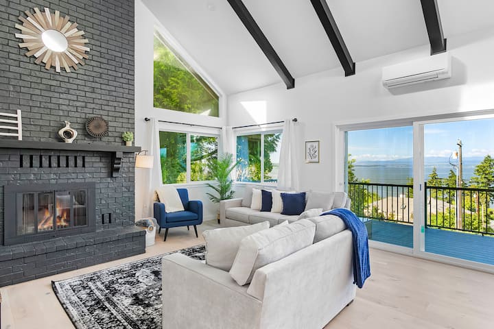 Peaceful Island Getaway, Port Susan Views W/bbq - Camano Island, WA