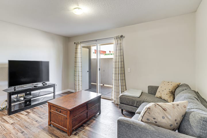 3 Mi To Downtown Reno: Charming Condo W/ Patio - Reno