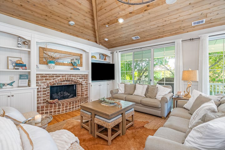 Dream Coastal Retreat - Tybee Island, GA