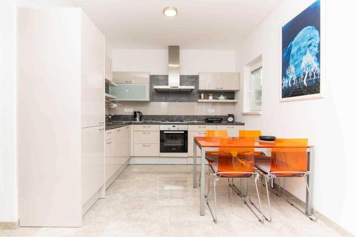 One Bedroom Apartment With Terrace Nonna Laura - Lucija