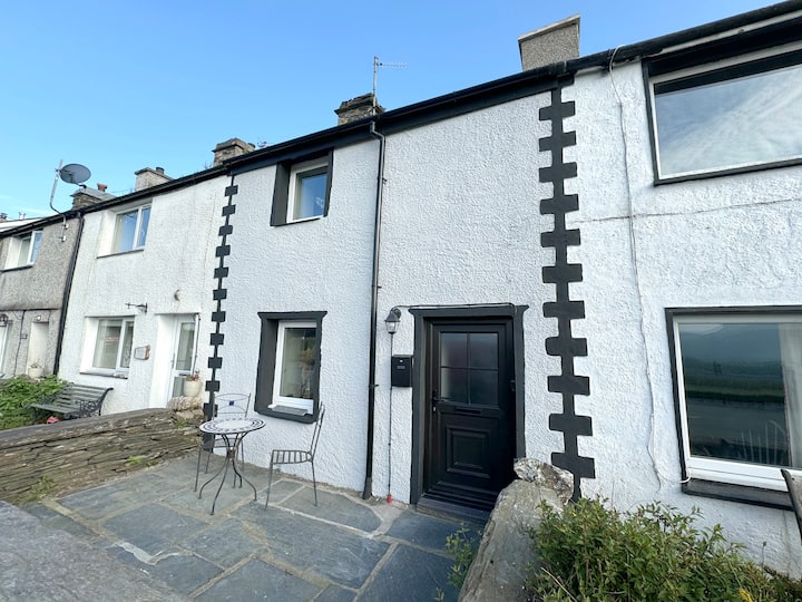 Ty Dyffryn - Blaenau Ffestiniog