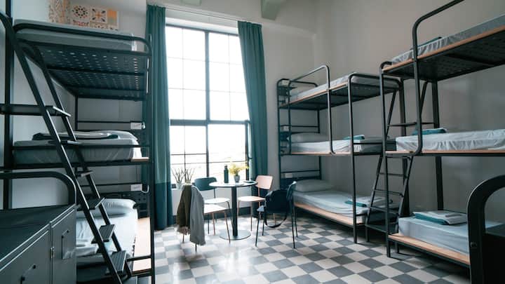 10 Beds Private Room @ Ostello Bello Palermo - Palermo, Italy