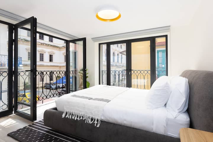 The Gentleman By Acomodo @ Heart Of Casco Viejo! - Ciudad de Panamá