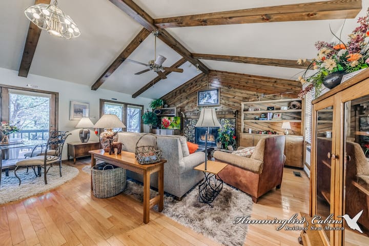 'Distinct Stay' Guaranteed At Lone Pine! - Ruidoso, NM