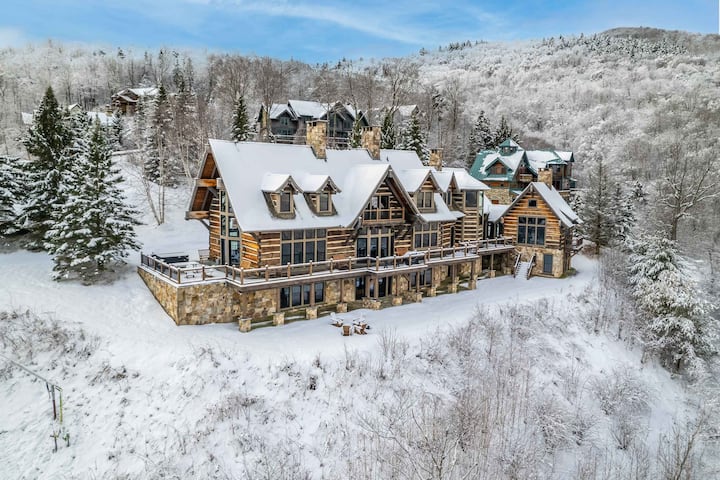 Mountainside 5-br Ski-in/out Okemo Villa - Ludlow, VT