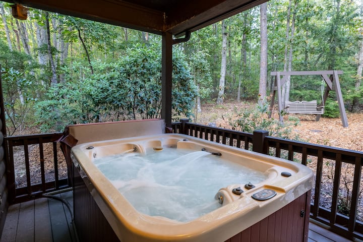 Mossy Rock Retreat! Hot Tub L Private Cabin - Mentone, AL