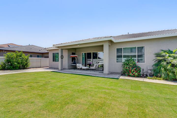 Beautiful Bakersfield Home ~ 8 Mi To Downtown! - 貝克斯菲爾德