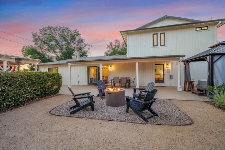 Modern Valley Oasis! Pet-friendly & Walkable To Dt - Santa Ynez, CA