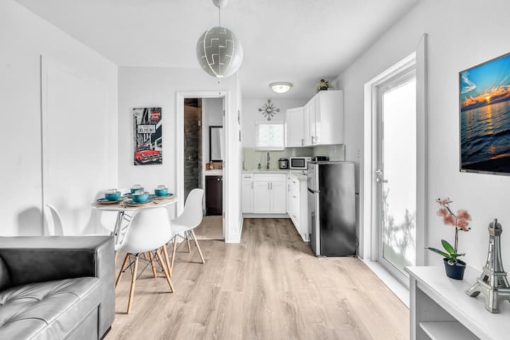 Cozy Getaway In Central Location - Pinecrest, FL