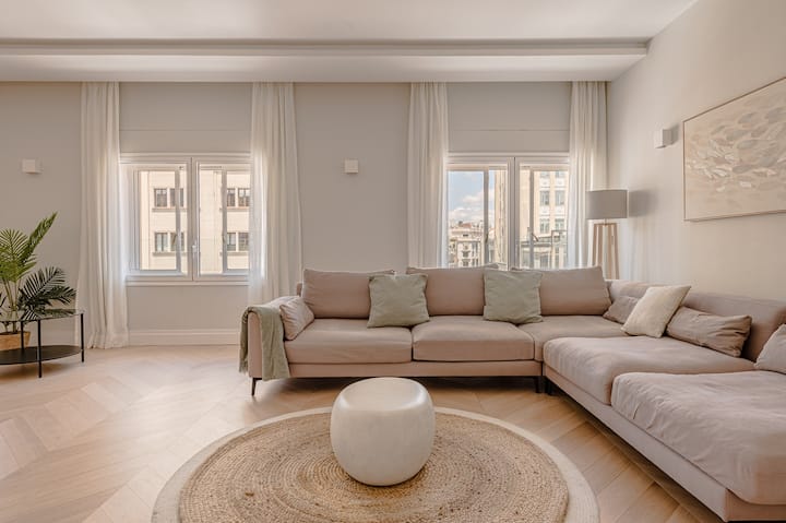 Stunning 8 Pax Apartment Close To Puerta Del Sol - Madrid