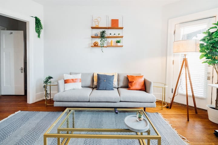 Historic 4-apartment Bundle – Ideal For Groups! - Windsor