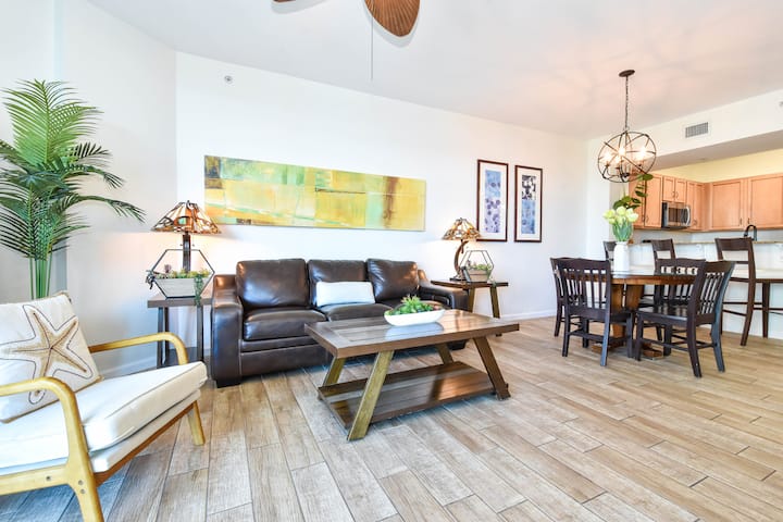 The Palms Of Destin 1511 By Compass Resorts - Destin, FL