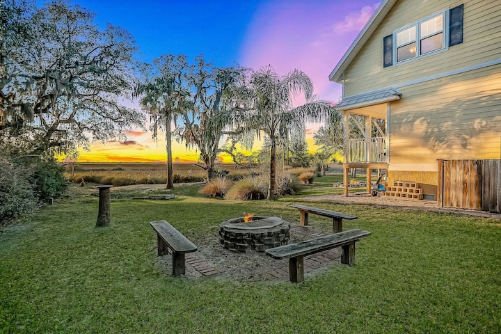 Inviting Waterfront Cottage With Studio Apartment - Fernandina Beach, FL