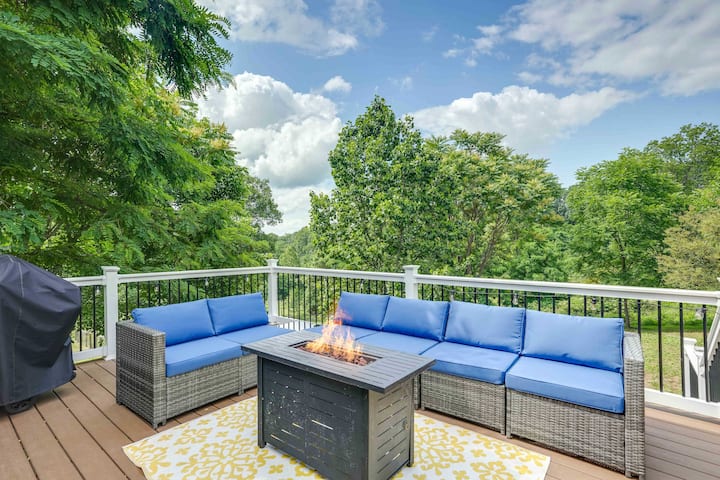 Front Royal Retreat On 3 Acres W/ Mtn Views! - Front Royal, VA